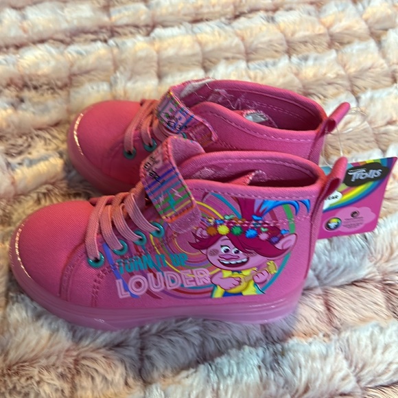 Trolls | Shoes | Dreamworks Trolls Light Up Sneakers Hot Pink | Poshmark